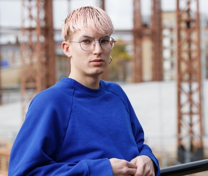 [People Profile] All We Know About Gus Dapperton Biography: Age, Career ...